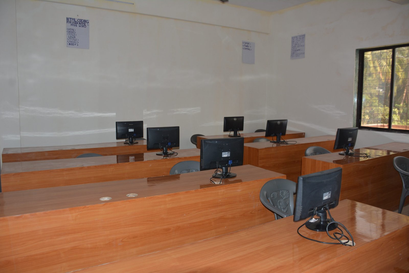 Computer Lab – Holy Cross International School